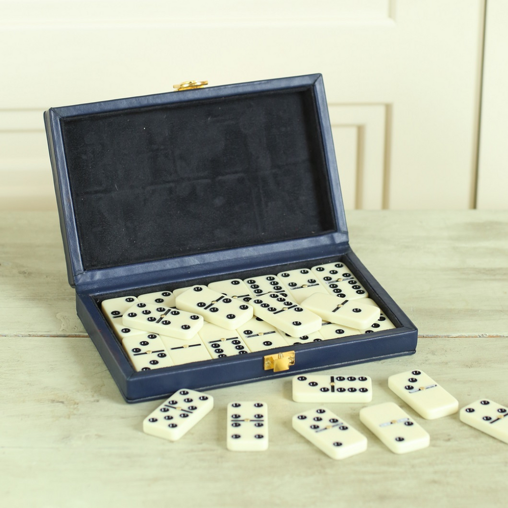 The Ultimate Guide to Playing Dominoes – Noble Macmillan